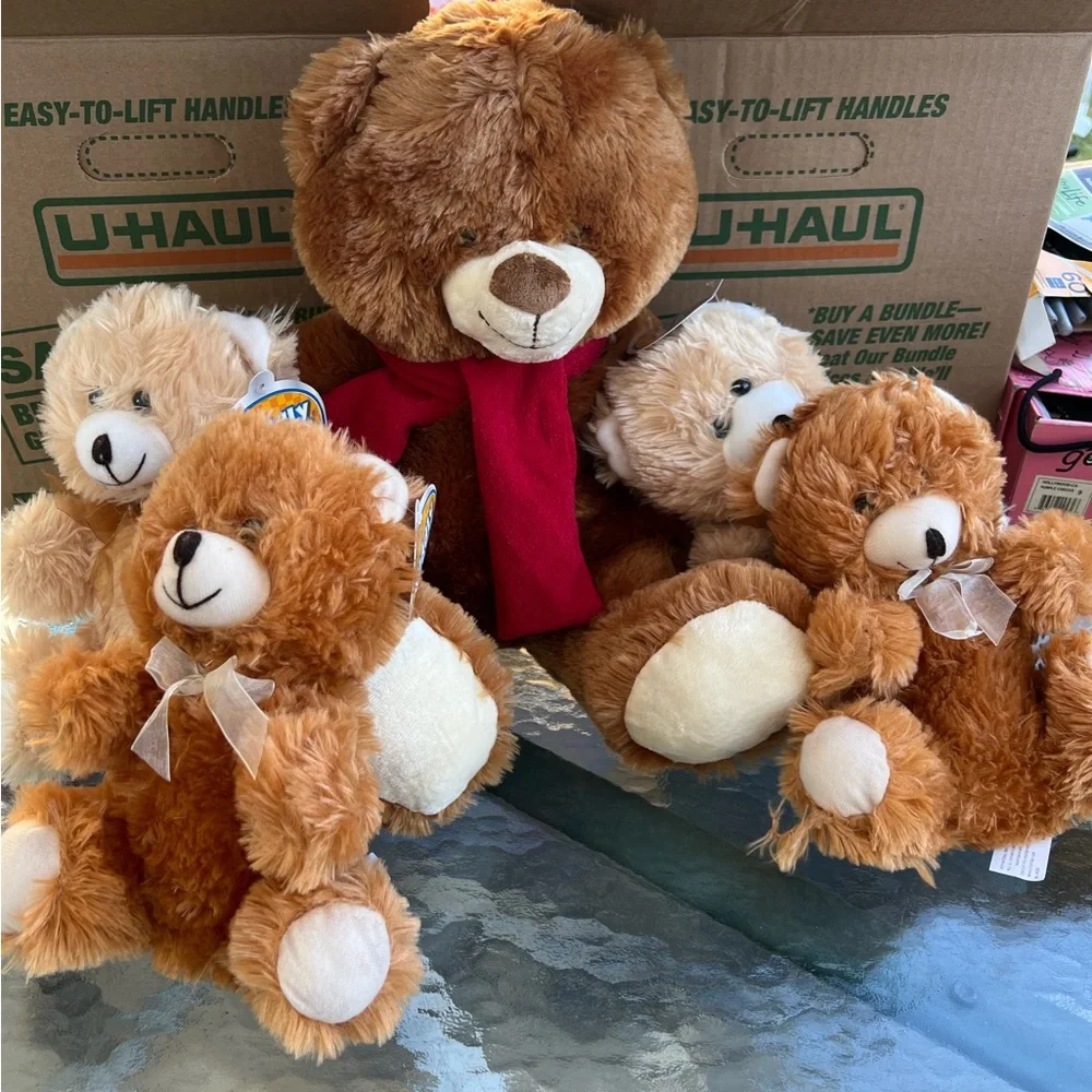 Toys | Five Plush Teddy Bear Family Set One Big Brown Bear And 4 Medium ...